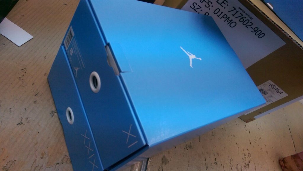 Air Jordan Ultimate Gift of Flight - Packaging Images - Air 23 - Air ...